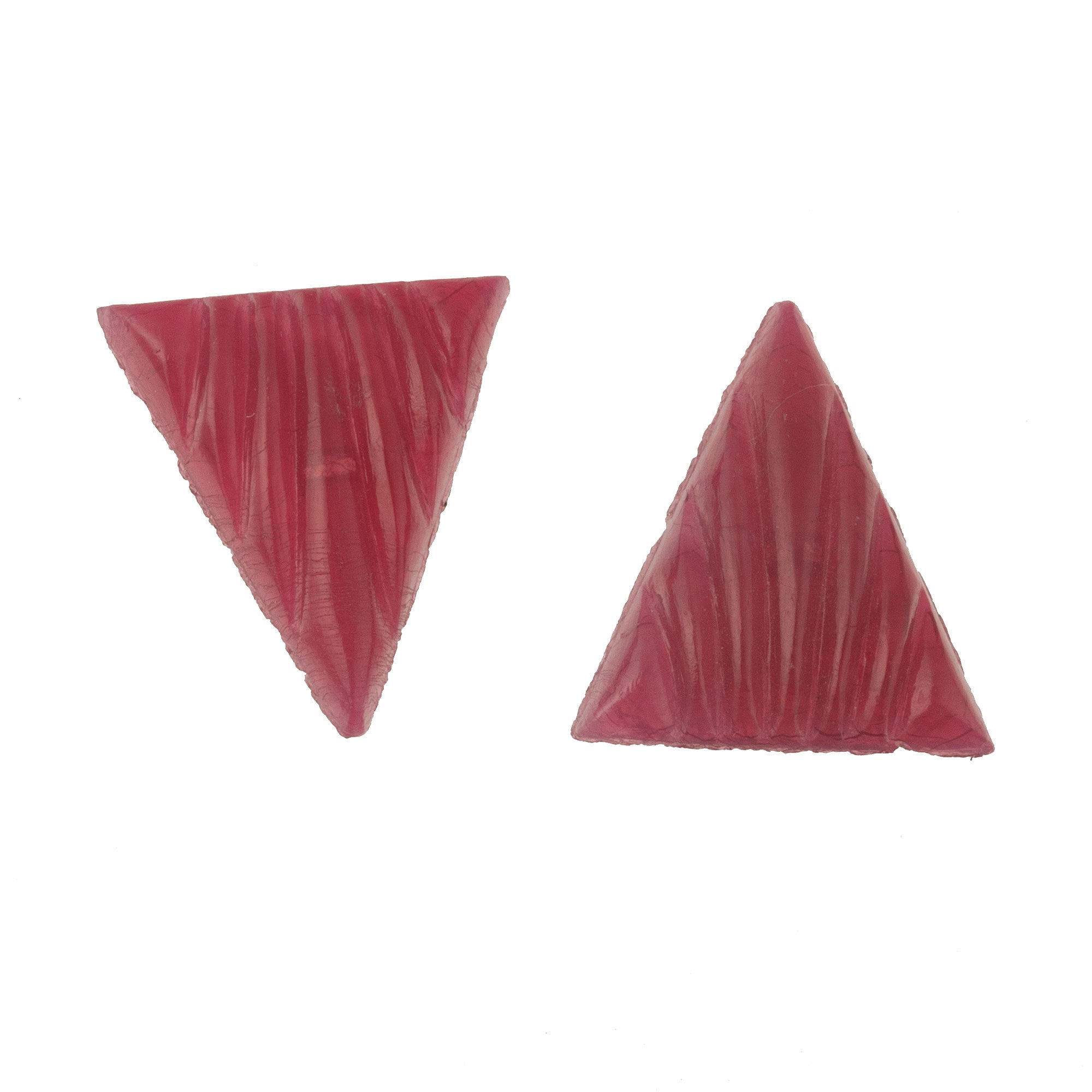 Ruby Glass Triangle Cabochon. Art Deco. 18x20mm. Pkg of 1. b5-492 ...